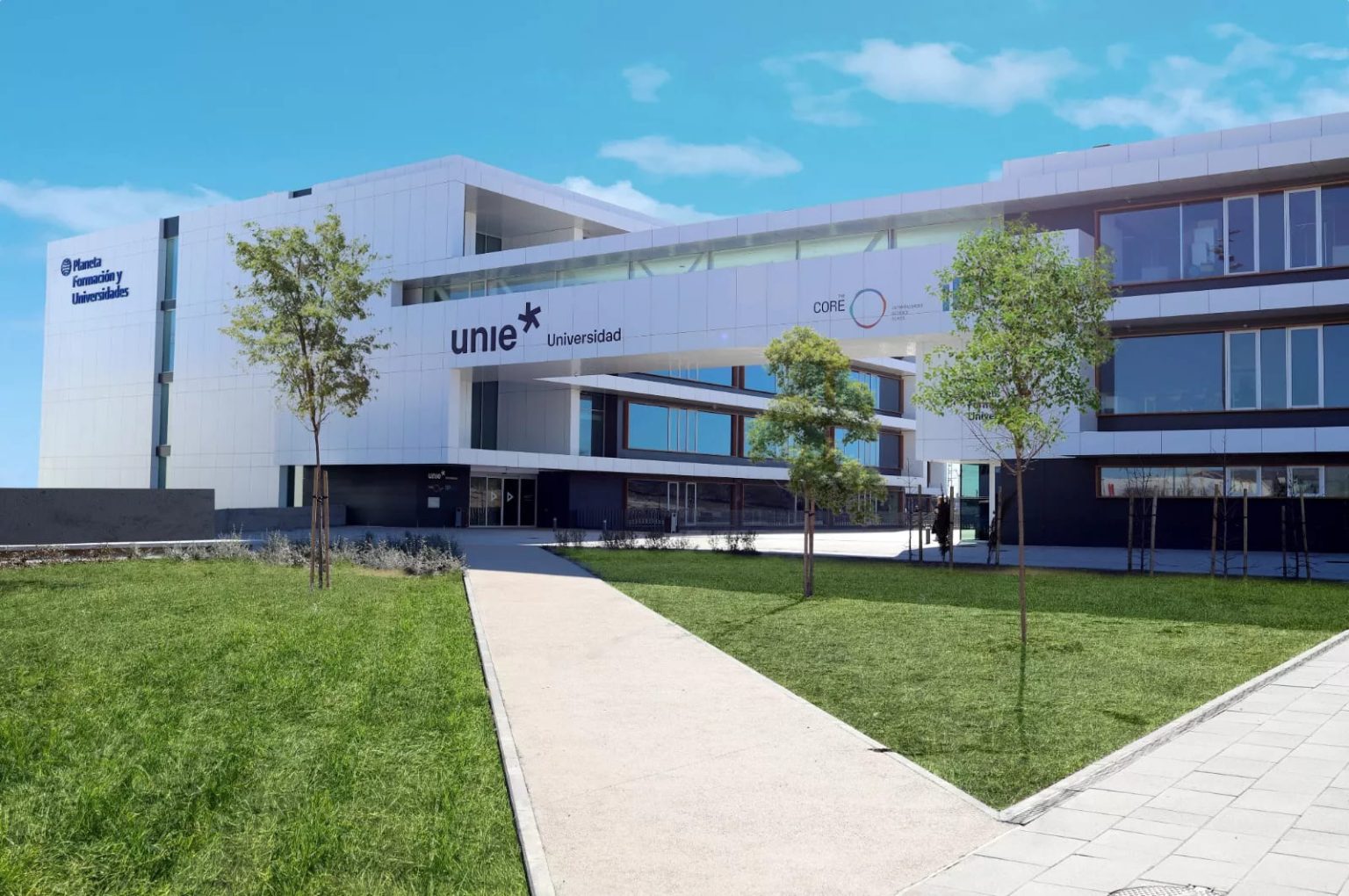 CAMPUS UNIVERSITARIO - The Core